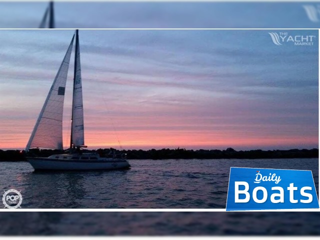 1984 Newport 33 for sale. View price, photos and Buy 1984 Newport 33 ...
