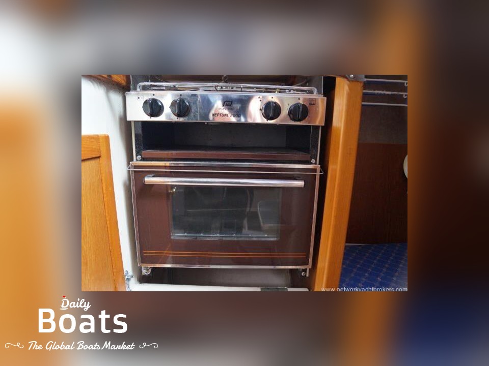 2001 Hunter Channel 27 for sale. View price, photos and Buy 2001 Hunter ...