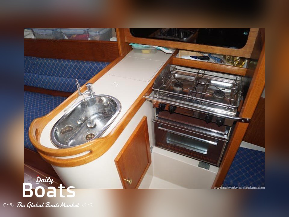 2001 Hunter Channel 27 for sale. View price, photos and Buy 2001 Hunter ...