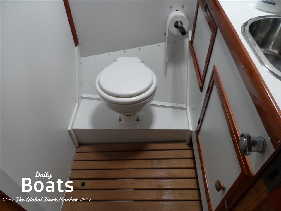 1991 Saltram Saga 40 for sale. View price, photos and Buy 1991 Saltram ...