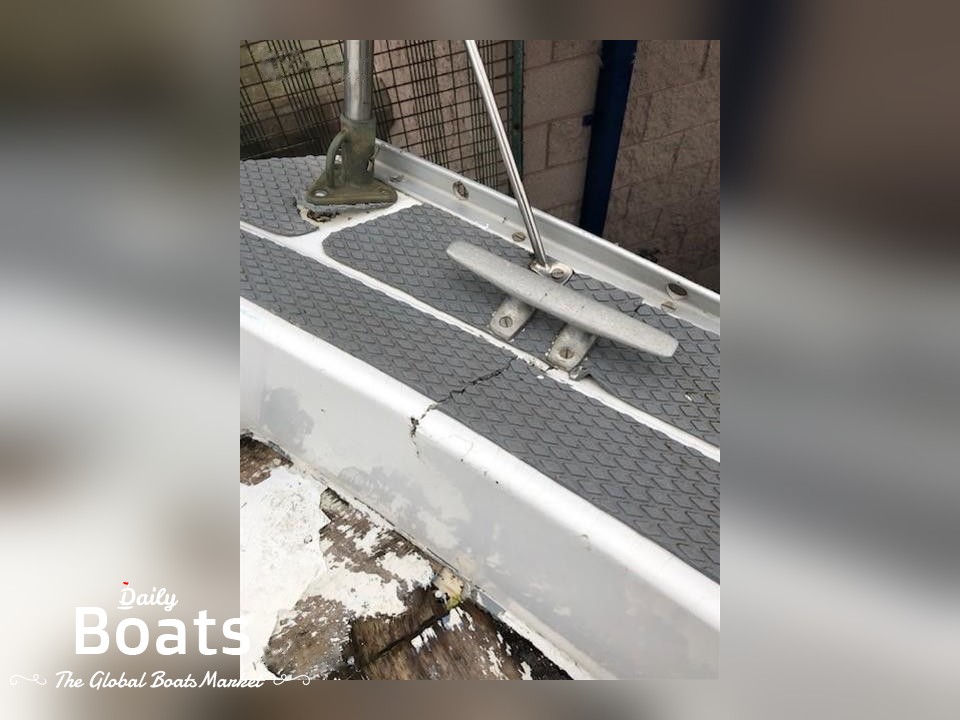 1981 Contessa 25 for sale. View price, photos and Buy 1981 Contessa 25 ...