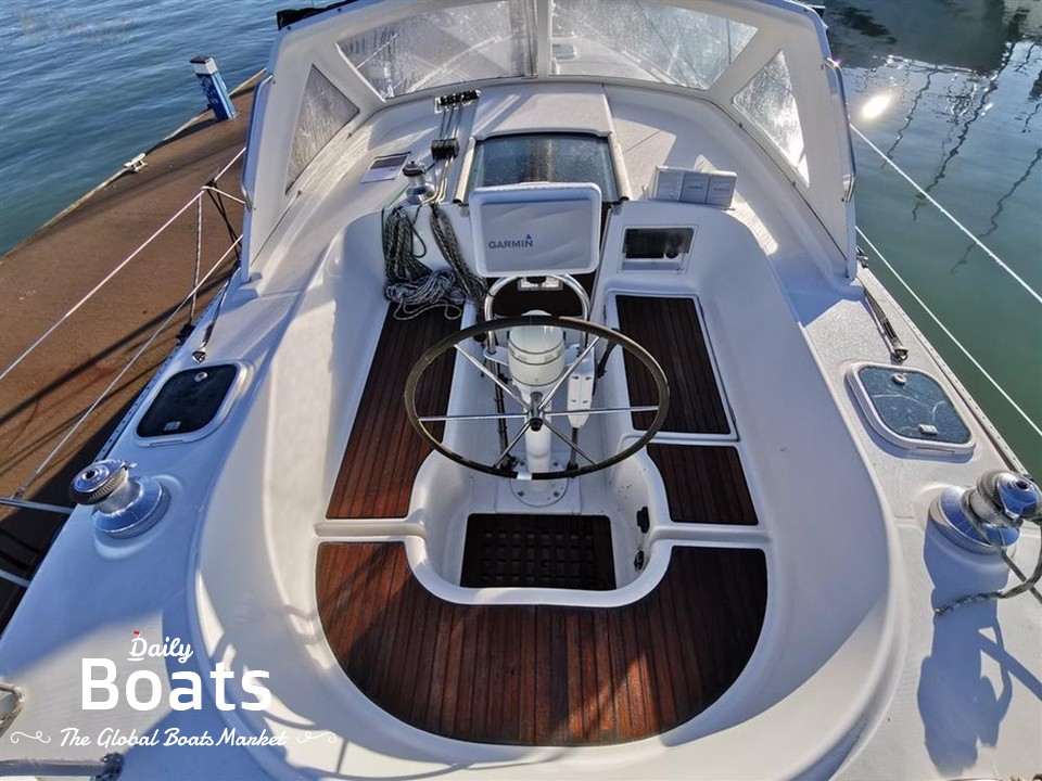 1998 Bénéteau Boats Oceanis 36 Cc for sale. View price, photos and Buy ...