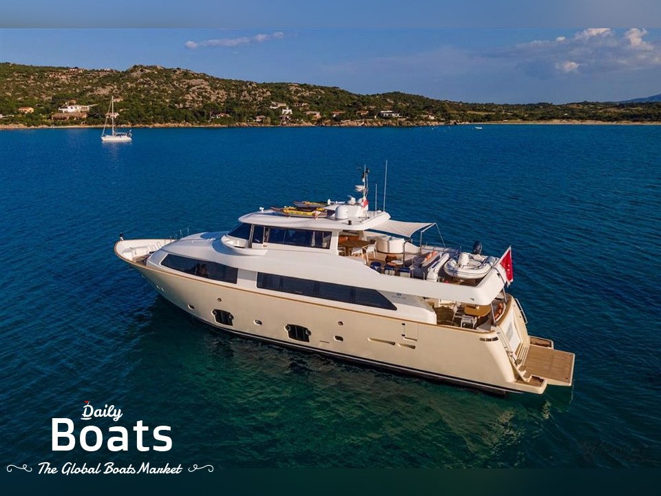 2008 Ferretti Yachts Navetta 26 for sale. View price, photos and Buy ...