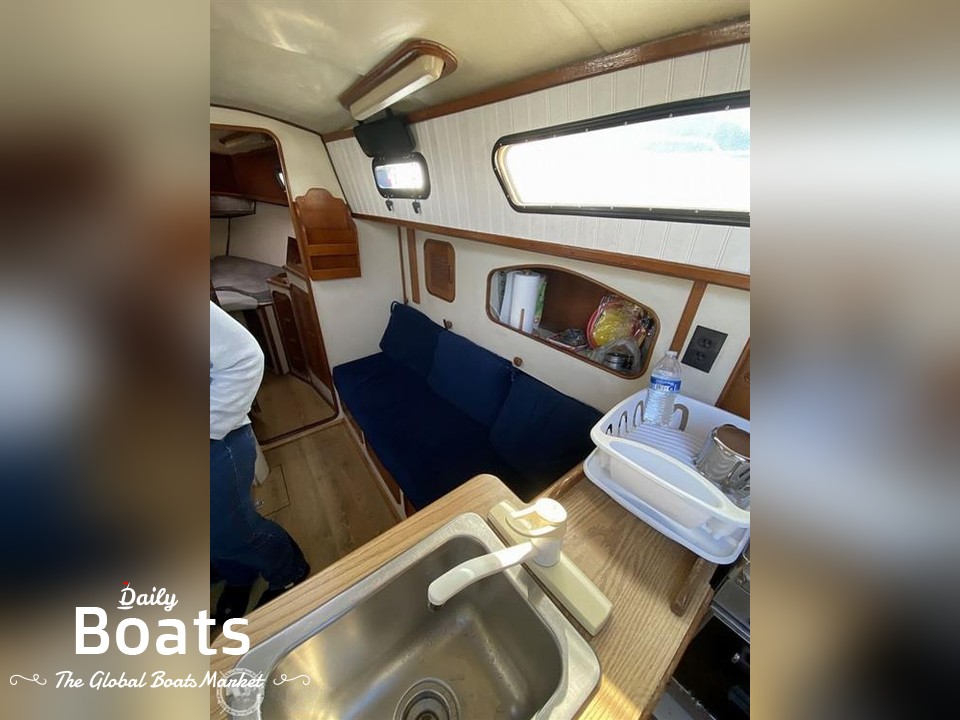 1982 Irwin 31 Citation for sale. View price, photos and Buy 1982 Irwin ...