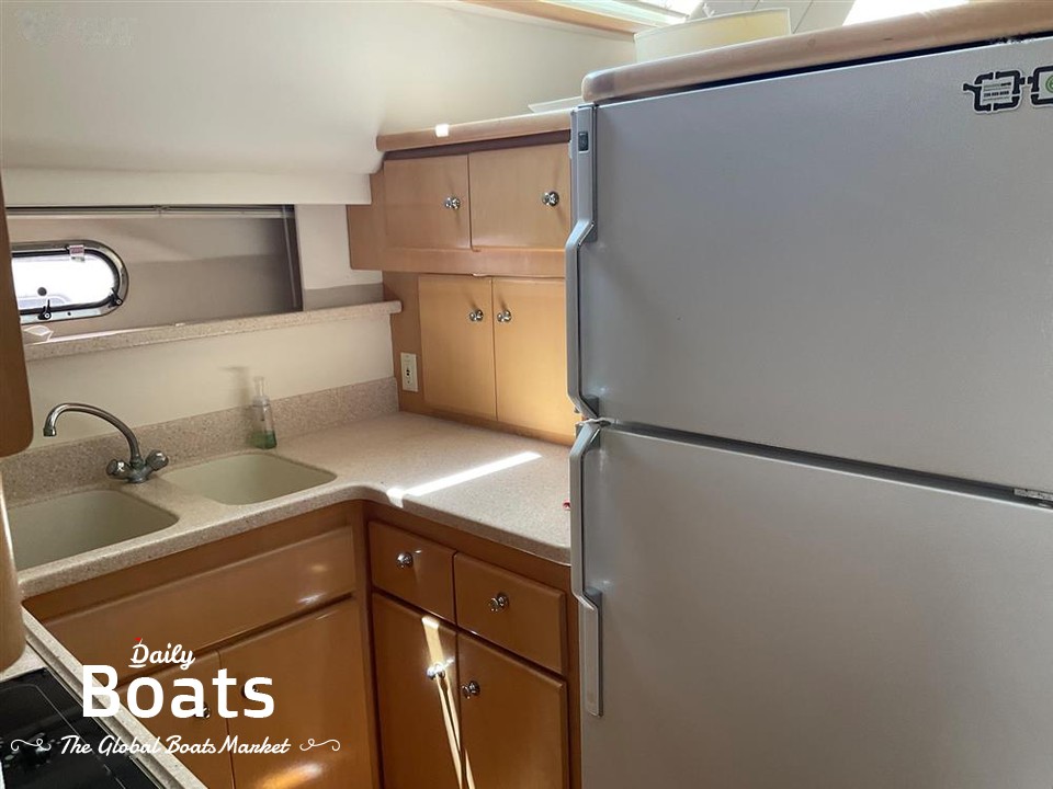 1998 Carver Yachts 455 for sale. View price, photos and Buy 1998 Carver ...