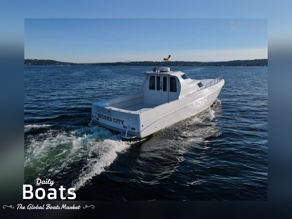 2010 Phantom Express Cruiser for sale. View price, photos and Buy 2010 ...