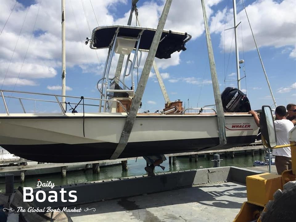 1988 Boston Whaler Boats 18 Outrage for sale. View price, photos and ...