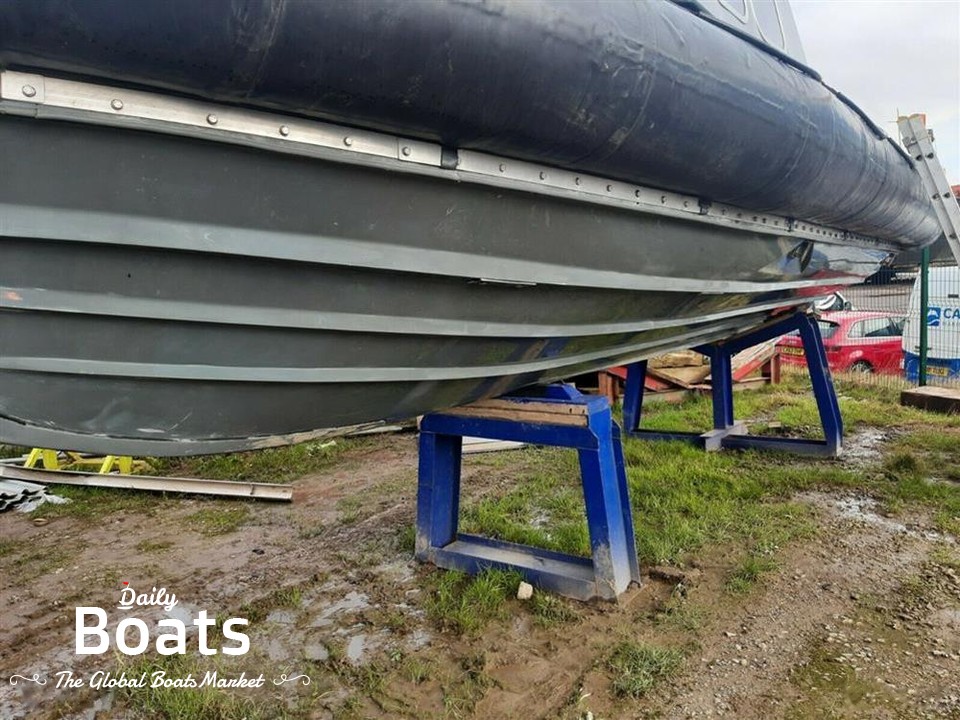 2004 Halmatic Arctic 28 Cabin for sale. View price, photos and Buy 2004 ...