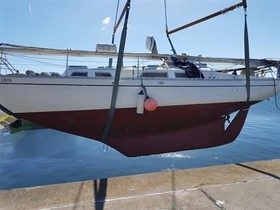 1982 Elizabethan 33 for sale. View price, photos and Buy 1982 ...