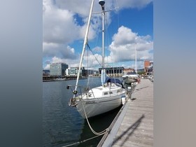 1982 Elizabethan 33 for sale. View price, photos and Buy 1982 ...