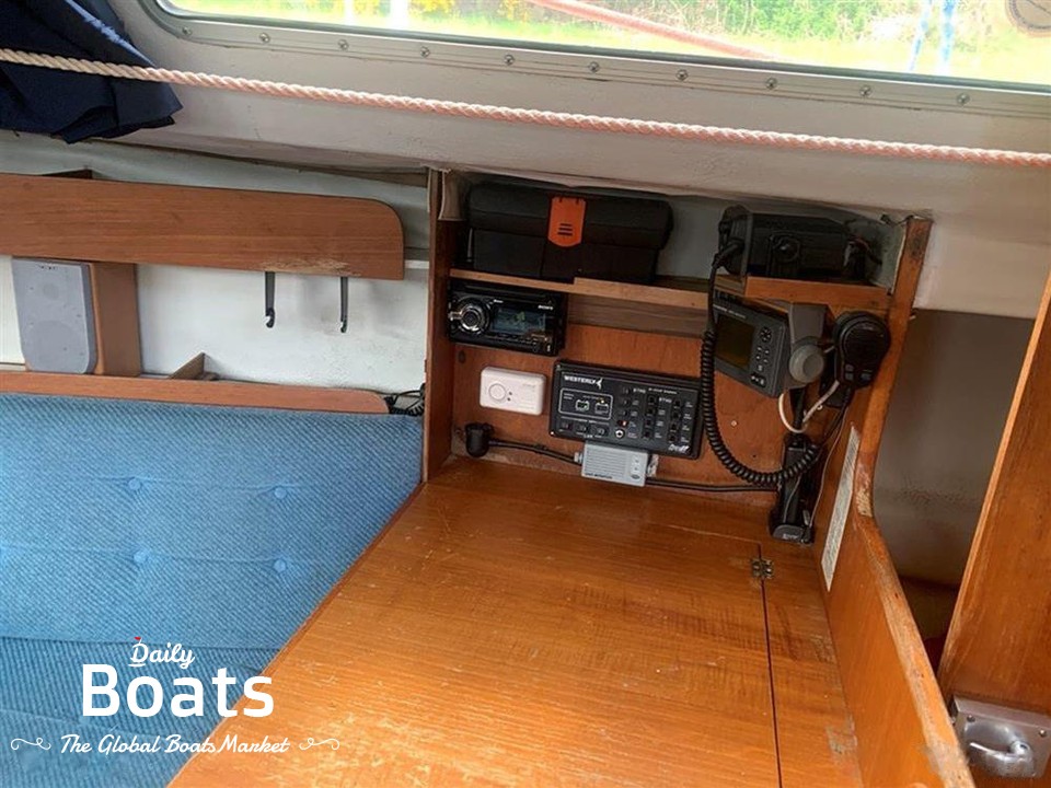 1988 Westerly Merlin 29 for sale. View price, photos and Buy 1988 ...