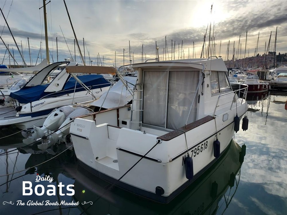 1991 Bénéteau Boats Antares 850 for sale. View price, photos and Buy ...