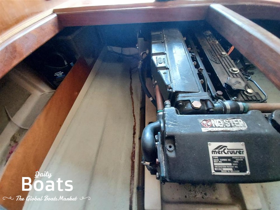 1991 Bénéteau Boats Antares 850 for sale. View price, photos and Buy ...