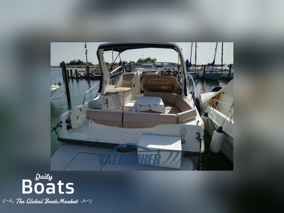2010 Cranchi 29 Zaffiro for sale. View price, photos and Buy 2010 ...