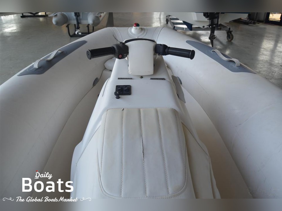 2003 Avon 320 Deluxe Jet Rib for sale. View price, photos and Buy 2003 ...