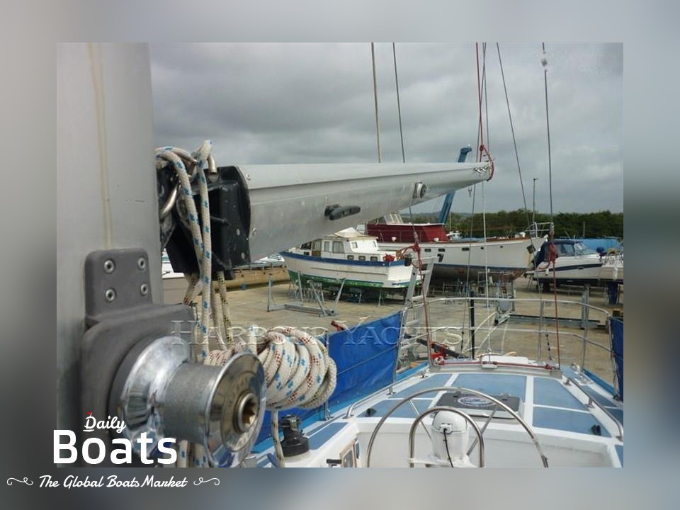 1993 Bruce Roberts Yachts Offshore 38 for sale. View price, photos and ...