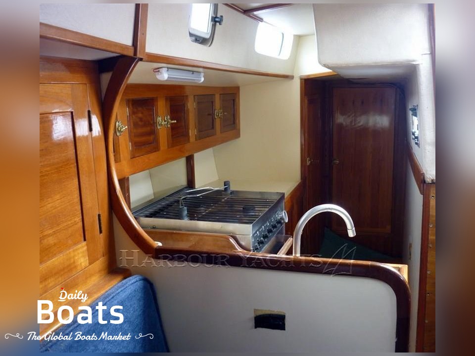 1993 Bruce Roberts Yachts Offshore 38 for sale. View price, photos and ...