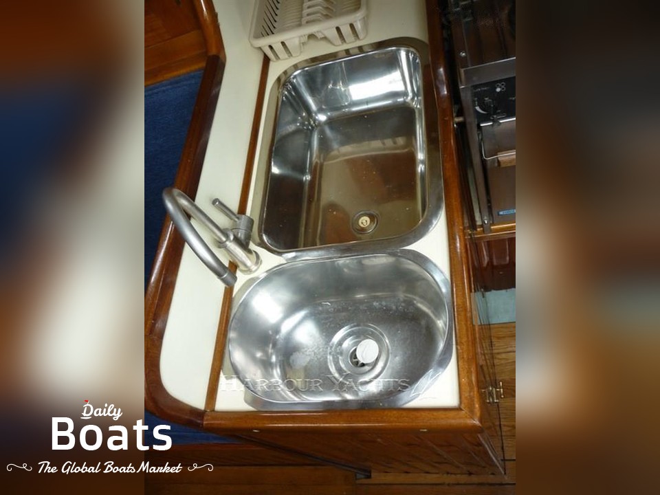 1993 Bruce Roberts Yachts Offshore 38 for sale. View price, photos and ...