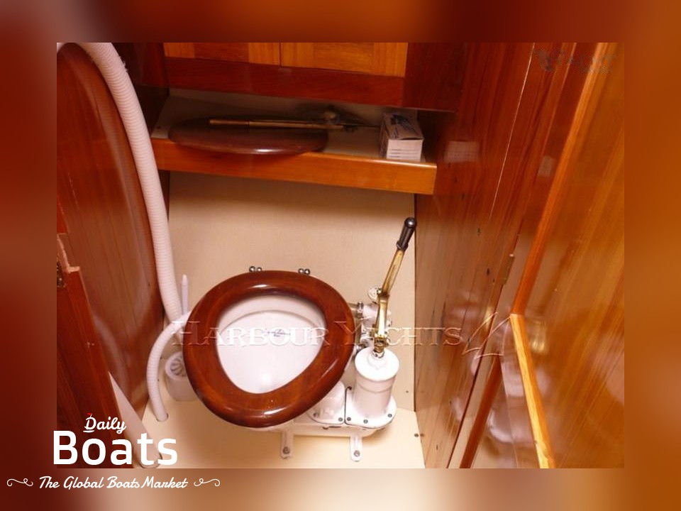 1993 Bruce Roberts Yachts Offshore 38 for sale. View price, photos and ...