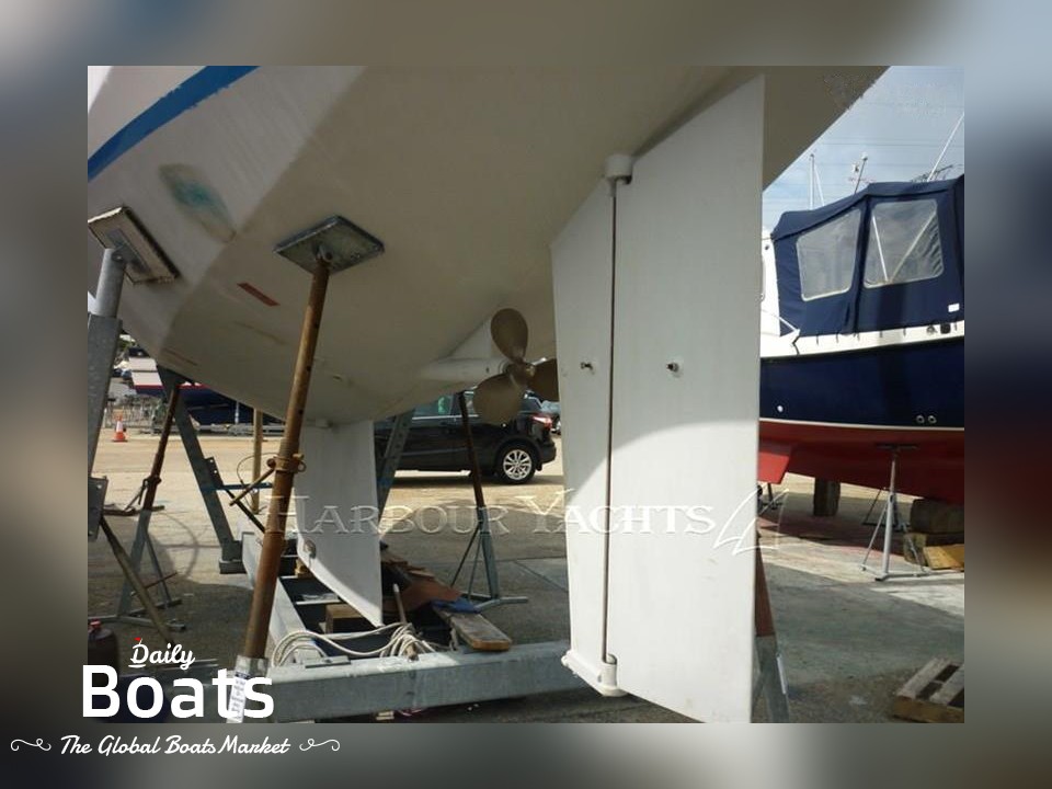 1993 Bruce Roberts Yachts Offshore 38 for sale. View price, photos and ...