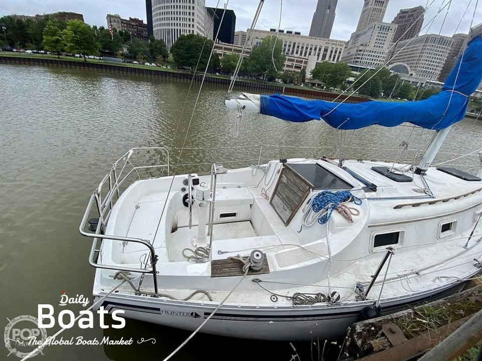 1982 Hunter 31 for sale. View price, photos and Buy 1982 Hunter 31 #190693