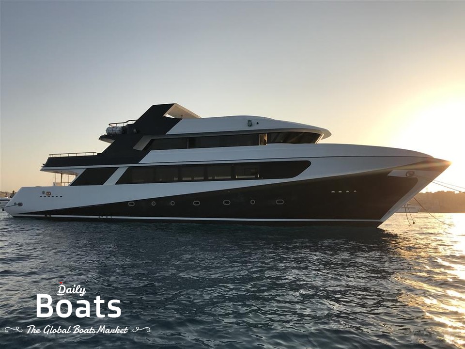 Superyachts Suez Ship Yard for sale - Daily Boats