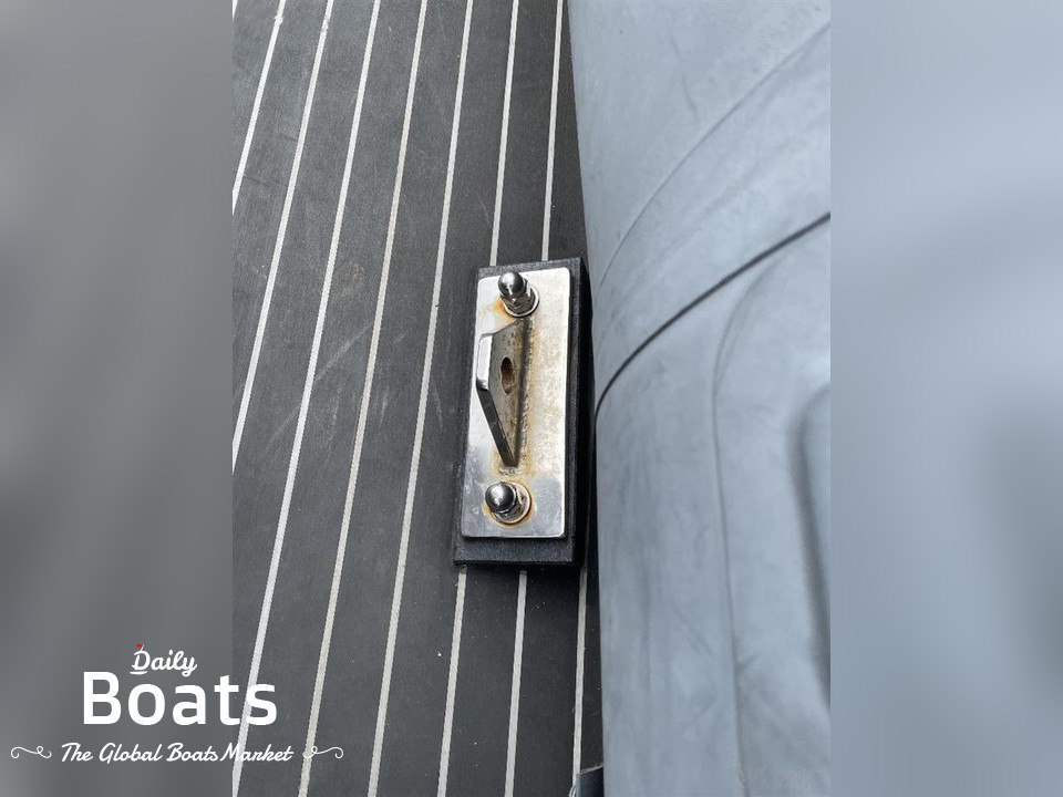 1995 Halmatic Pacific 22 for sale. View price, photos and Buy 1995 ...