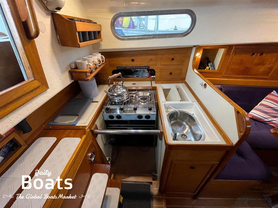 1987 Contessa 32 for sale. View price, photos and Buy 1987 Contessa 32 ...