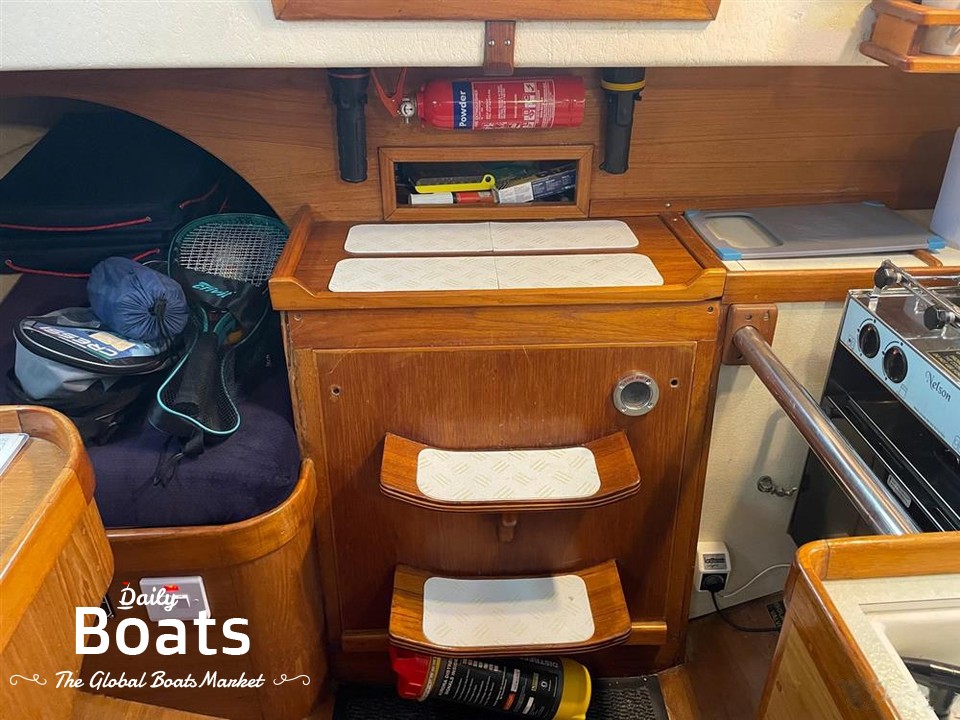 1987 Contessa 32 for sale. View price, photos and Buy 1987 Contessa 32 ...