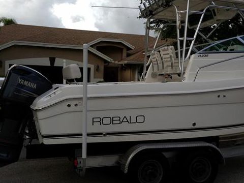2005 Robalo R235 for sale. View price, photos and Buy 2005 Robalo R235 ...