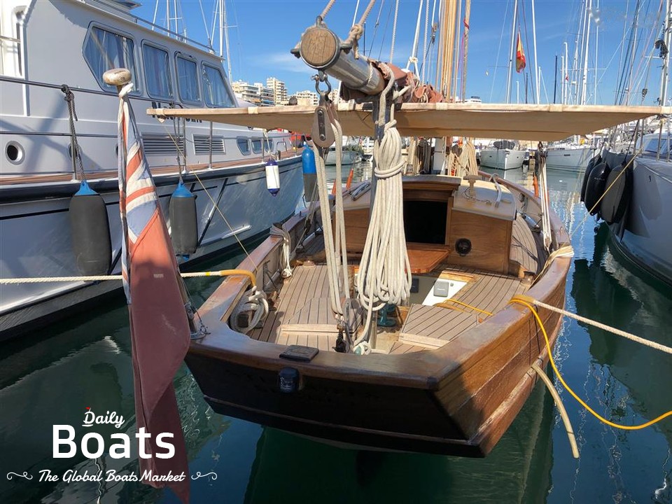 2000 Tyrell and Young of Faversham Colchester Smack 8.9 for sale. View ...