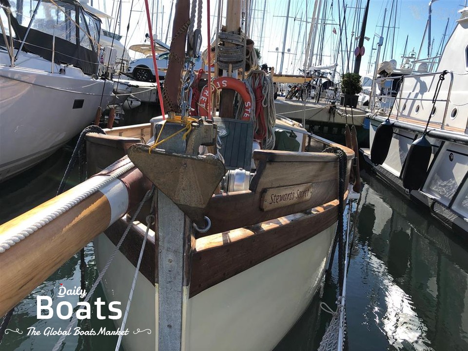 2000 Tyrell and Young of Faversham Colchester Smack 8.9 for sale. View ...