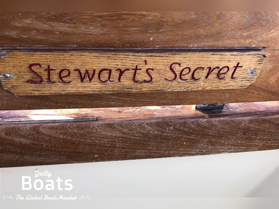 2000 Tyrell and Young of Faversham Colchester Smack 8.9 for sale. View ...