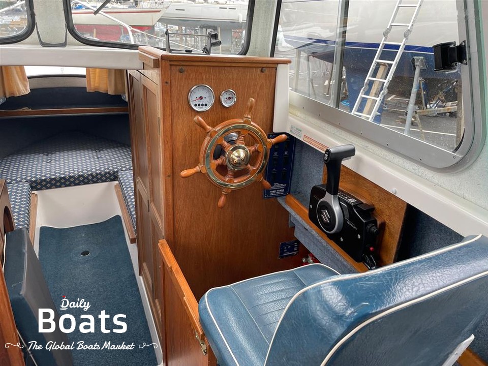 2000 Hardy Motor Boats 20 Pilot Se for sale. View price, photos and Buy ...