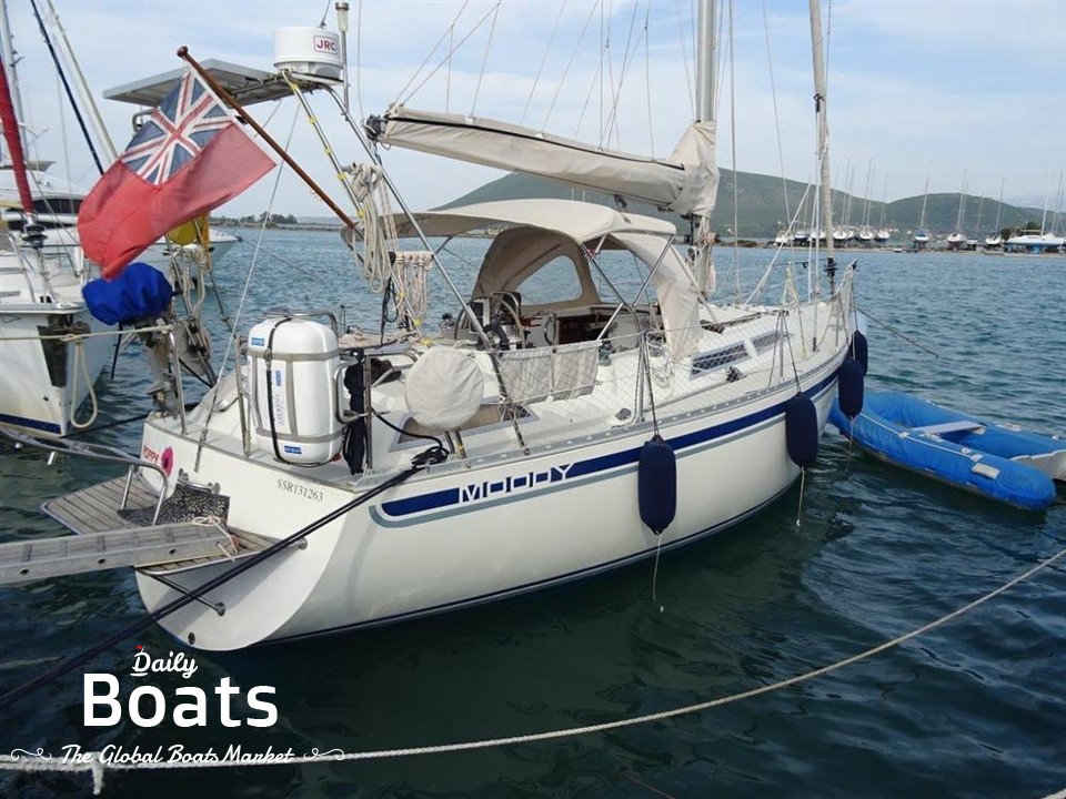 1986 Moody 34 Cc for sale. View price, photos and Buy 1986 Moody 34 Cc ...