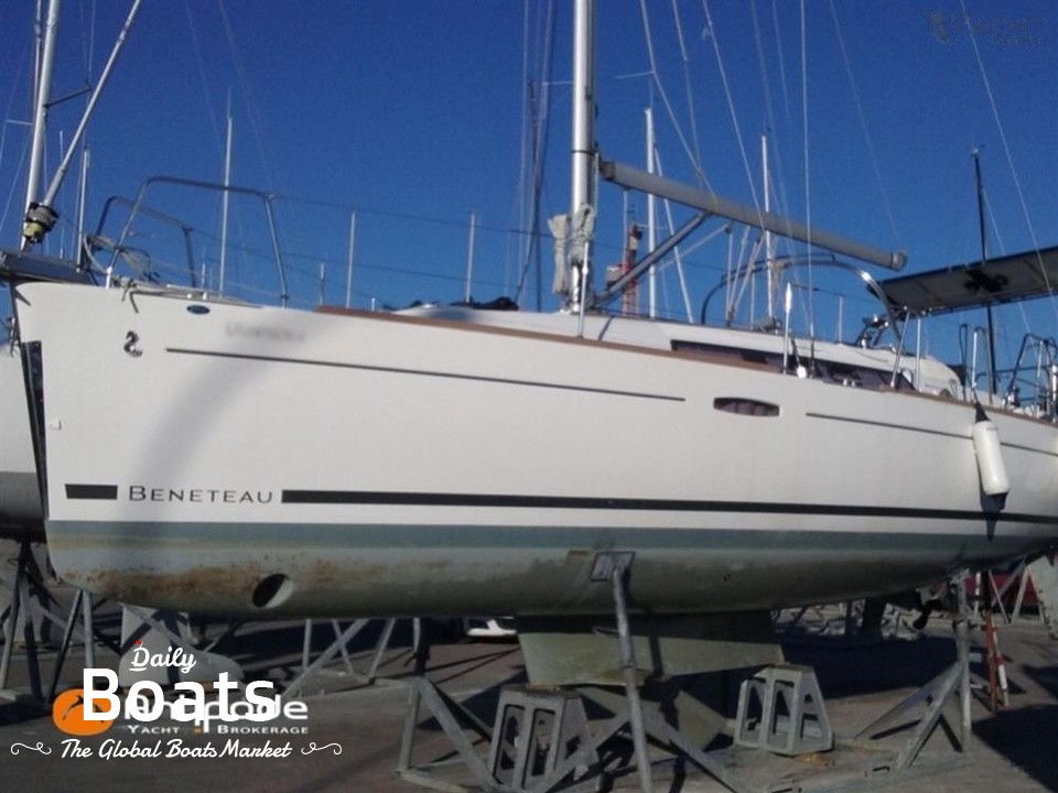 2012 Bénéteau Boats Oceanis 31 for sale. View price, photos and Buy ...