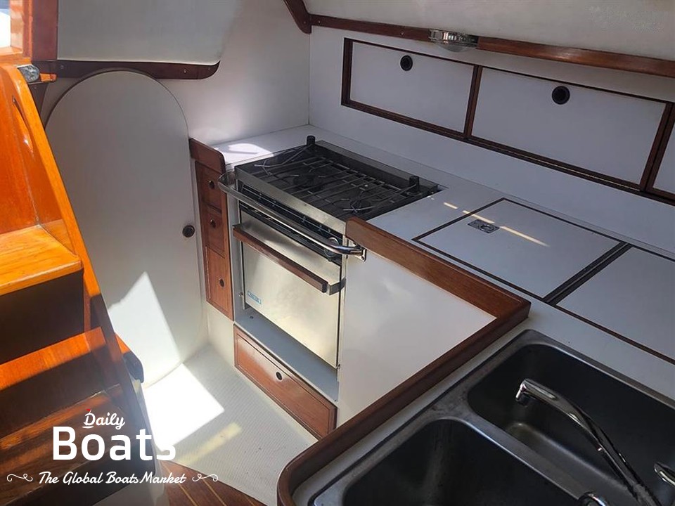 1992 J Boats J35C for sale. View price, photos and Buy 1992 J Boats ...