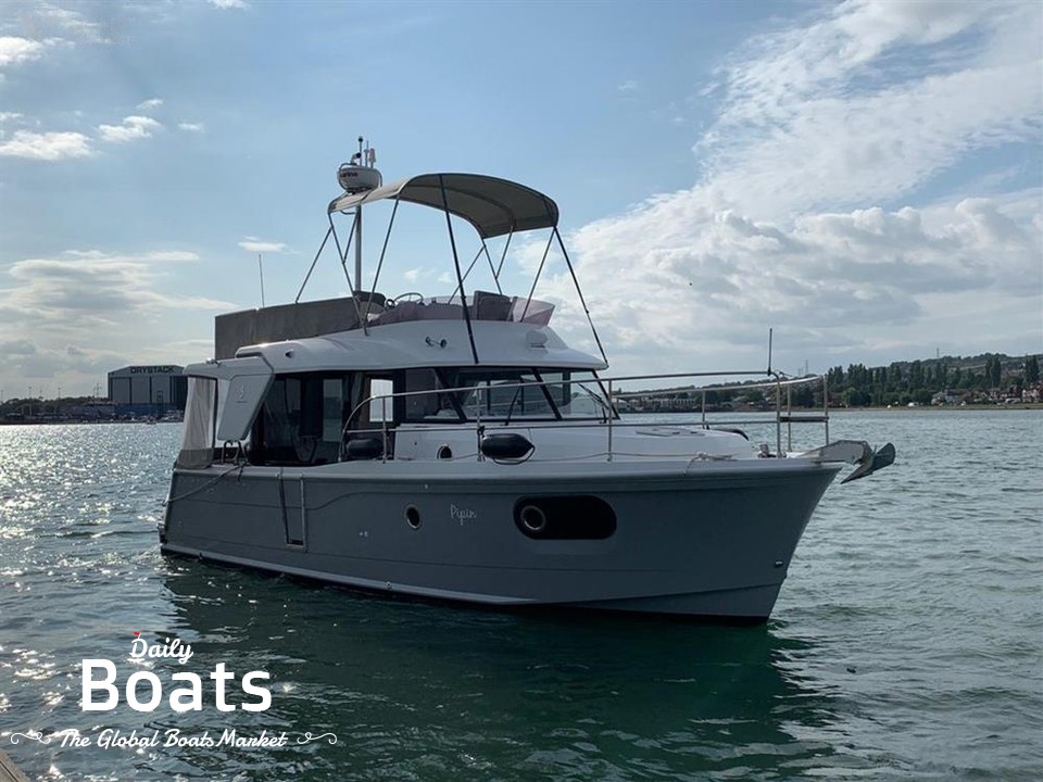 2017 Bénéteau Boats Swift Trawler 30 for sale. View price, photos and ...