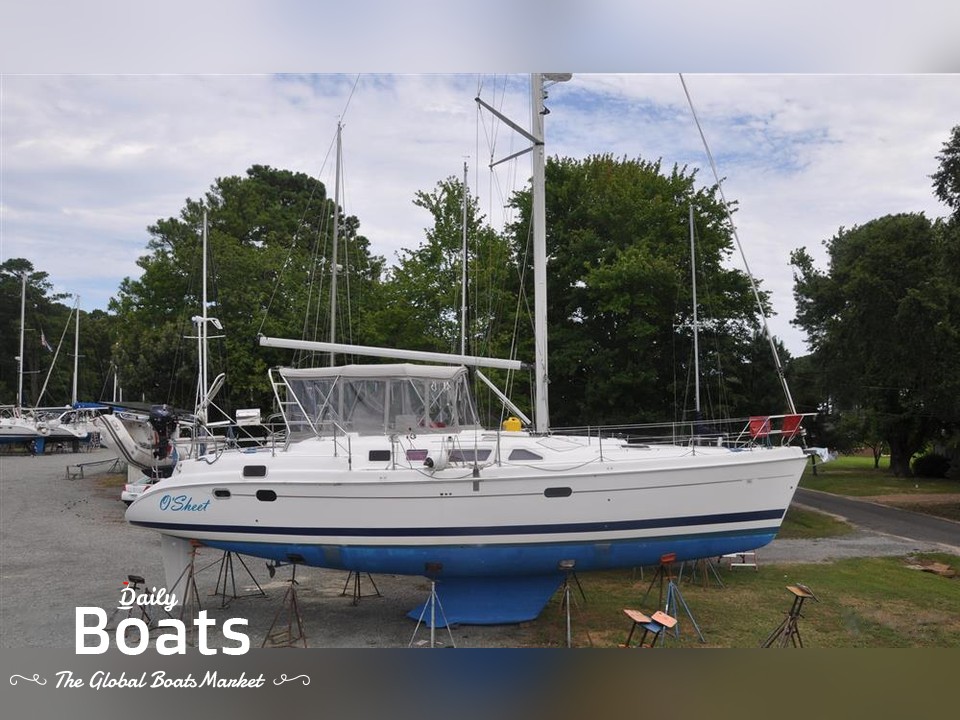 2004 Hunter Legend 456 Center Cockpit for sale. View price, photos and ...