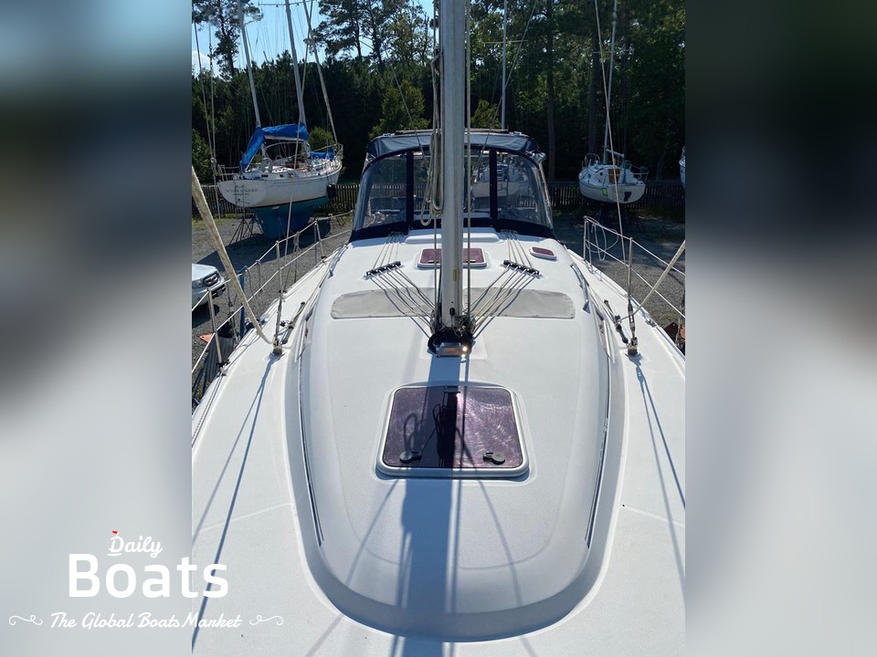 2008 Hunter Legend 38 for sale. View price, photos and Buy 2008 Hunter ...
