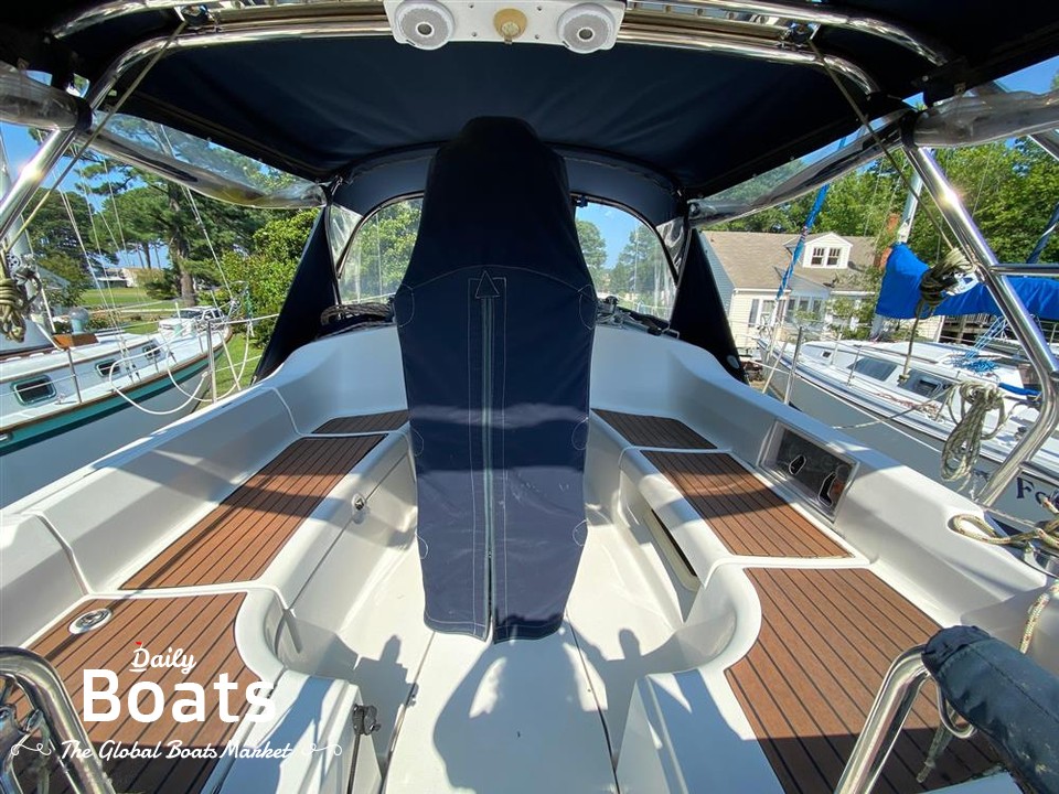 2008 Hunter Legend 38 for sale. View price, photos and Buy 2008 Hunter ...