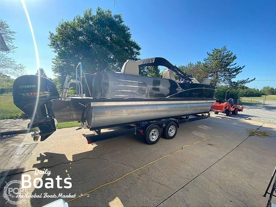 2020 Avalon Pontoon Boats 2385 Qf for sale. View price, photos and Buy ...