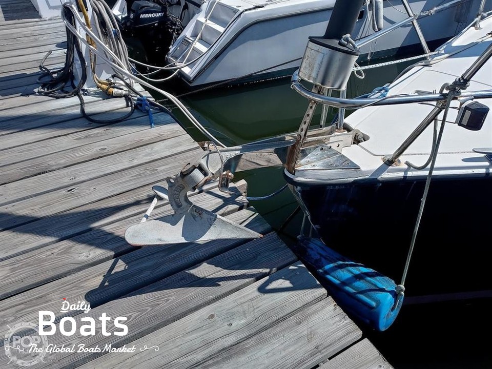 1993 Hunter Vision 36 for sale. View price, photos and Buy 1993 Hunter Vision 36 #192296