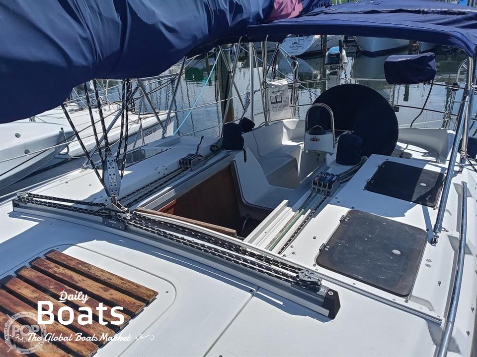 1993 Hunter Vision 36 for sale. View price, photos and Buy 1993 Hunter Vision 36 #192296