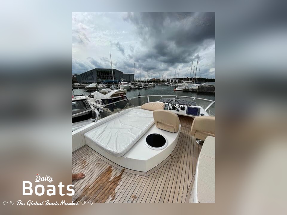 2009 Sealine T50 for sale. View price, photos and Buy 2009 Sealine T50 ...