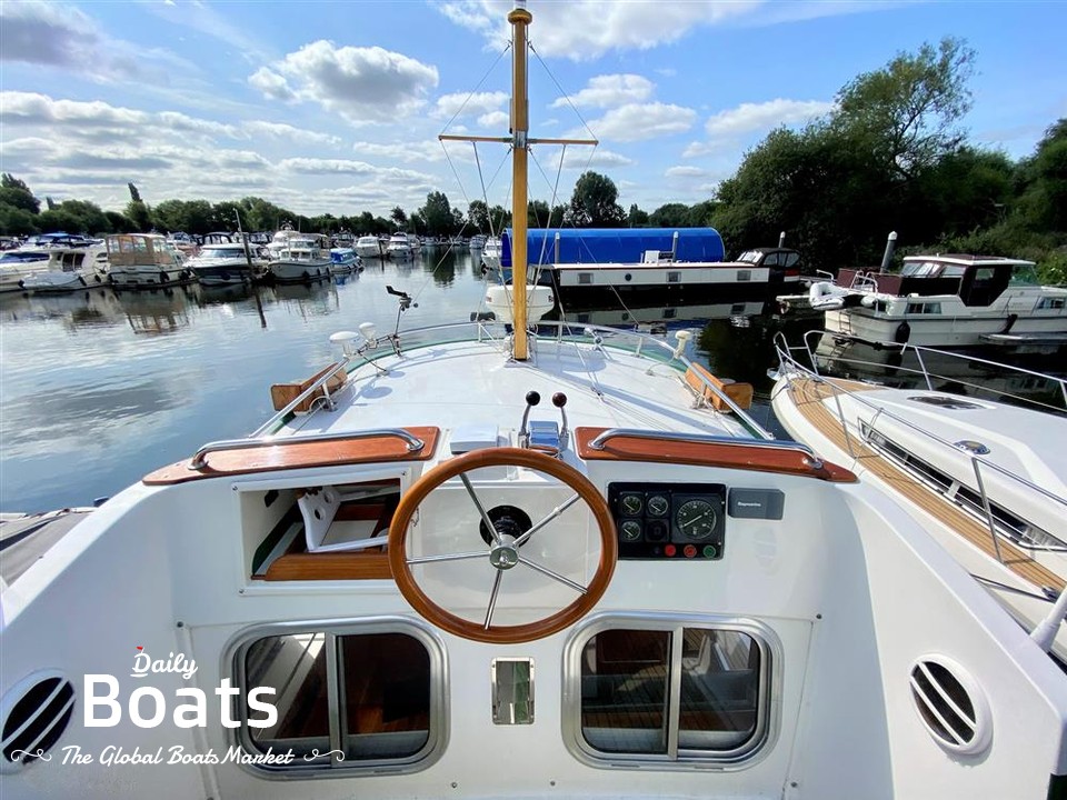 1992 Eagle 32 Flybridge Trawler for sale. View price, photos and Buy ...