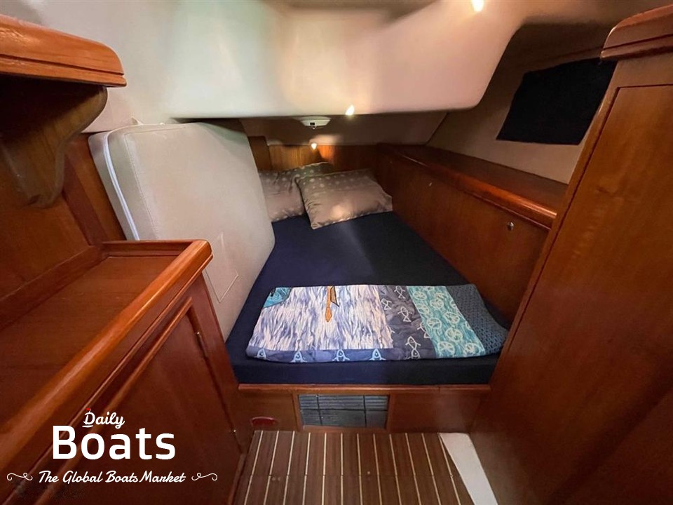 2005 Hunter 466 for sale. View price, photos and Buy 2005 Hunter 466 ...