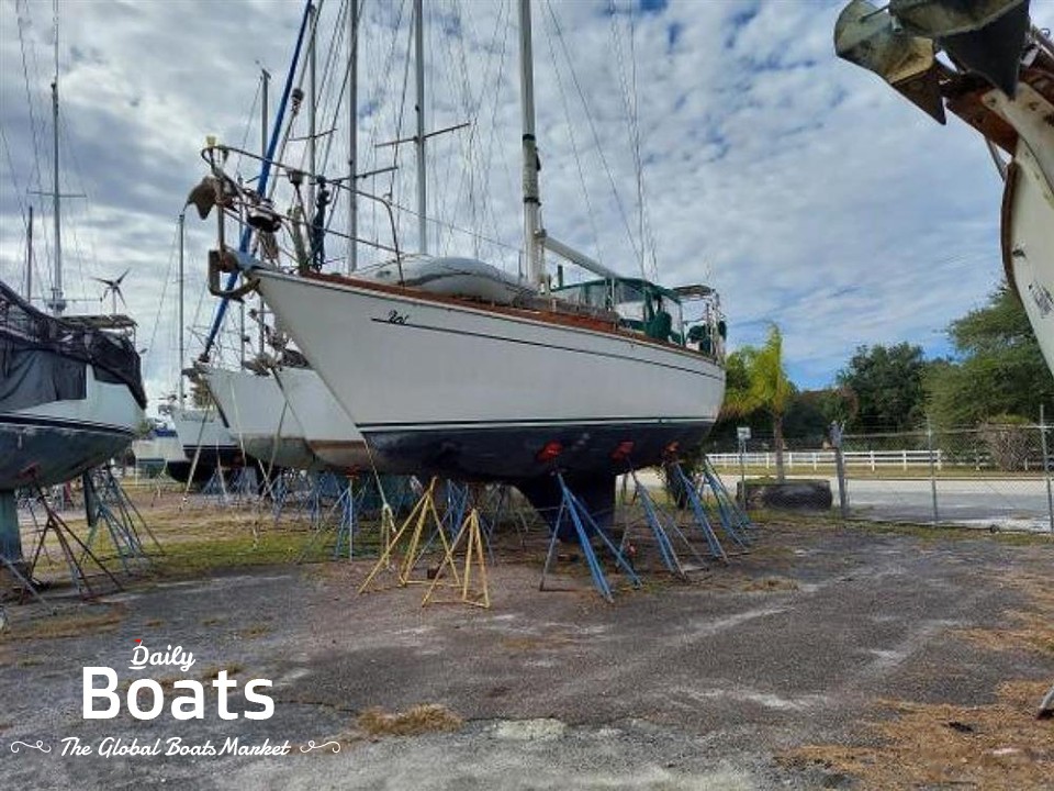 1982 Gulfstar 44 Cc for sale. View price, photos and Buy 1982 Gulfstar ...