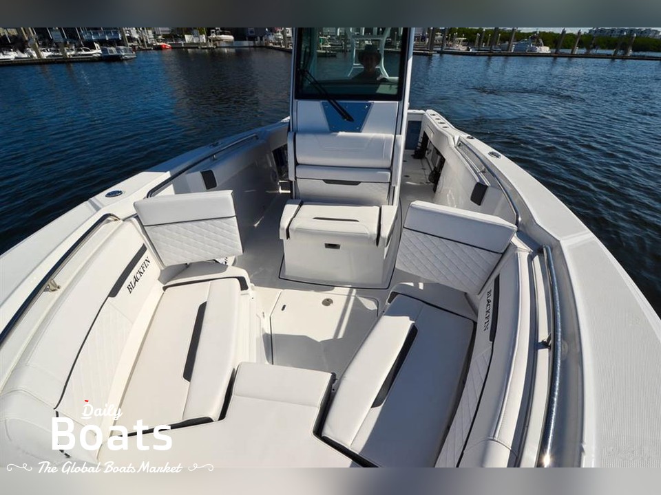 2021 Blackfin Boats 272 Cc for sale. View price, photos and Buy 2021 ...