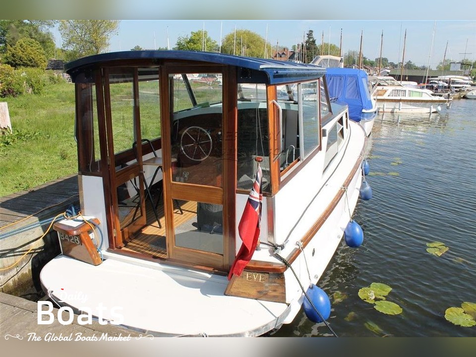 1958 Porter And Haylett 28' Astroline for sale. View price, photos and ...